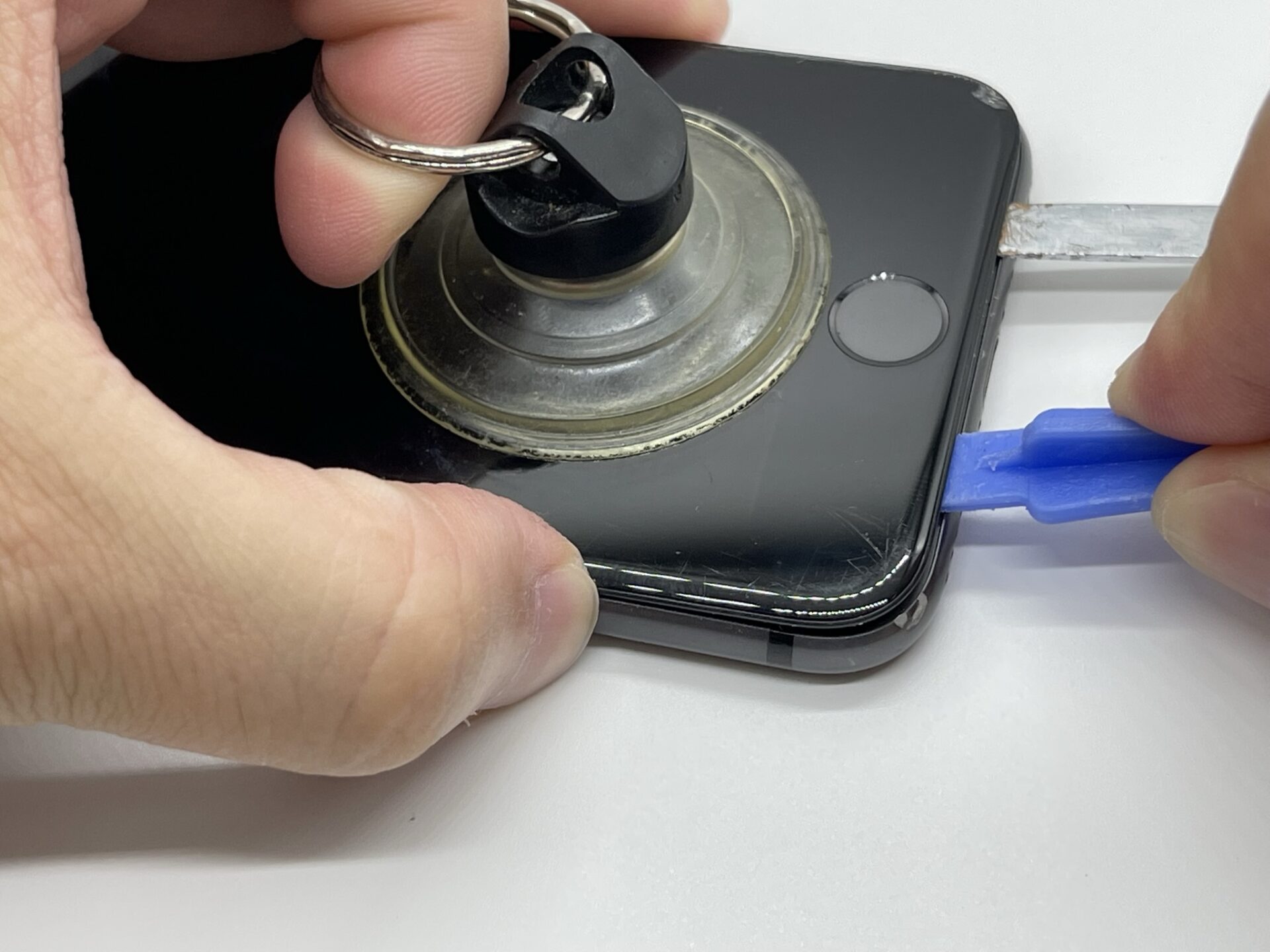 Apple iPhone8/SE2 画面交換修理 - スマホ分解ブログ【にょび】